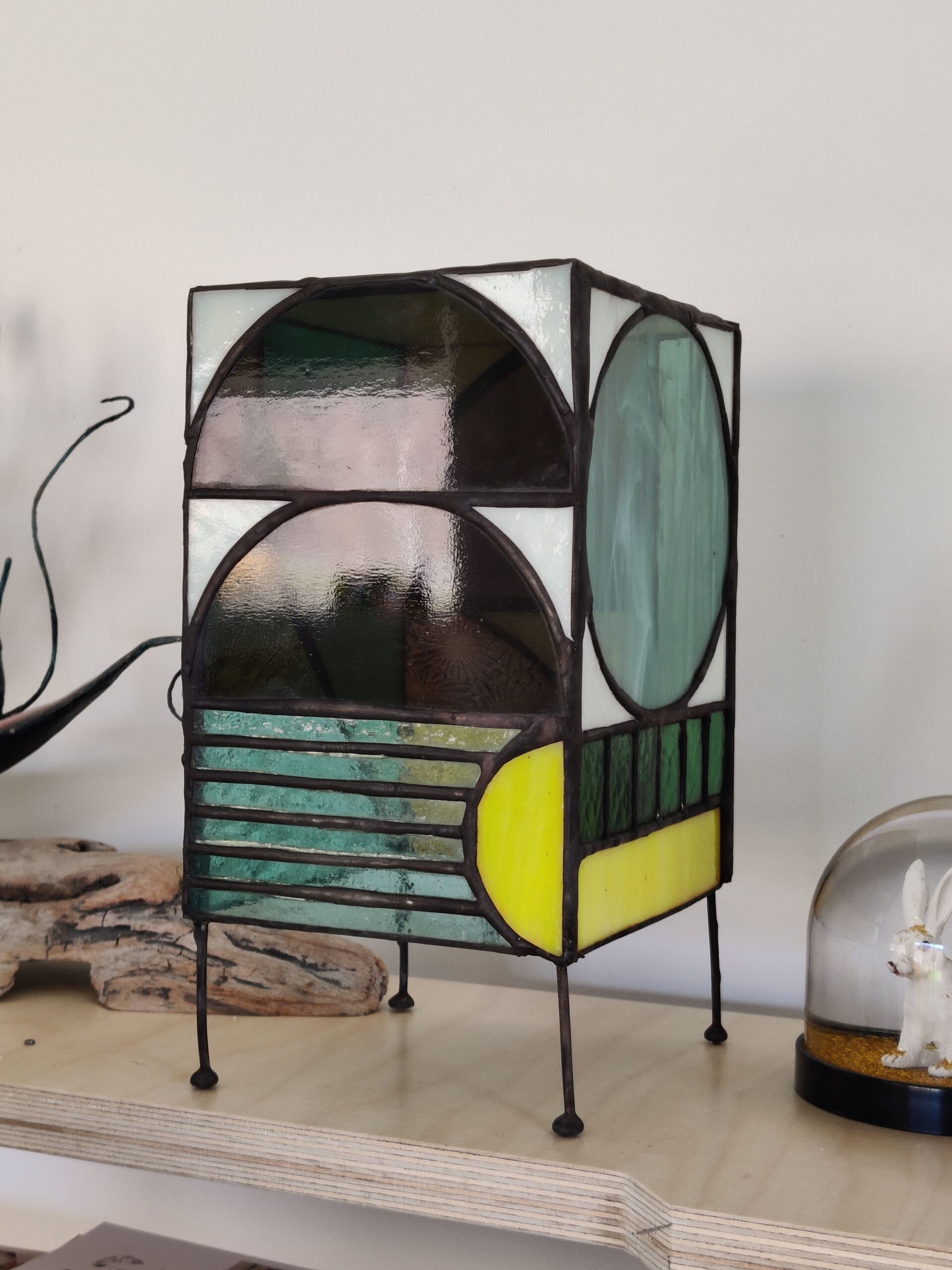 Custom Glass Art Pieces - Art Classes & Artist Development